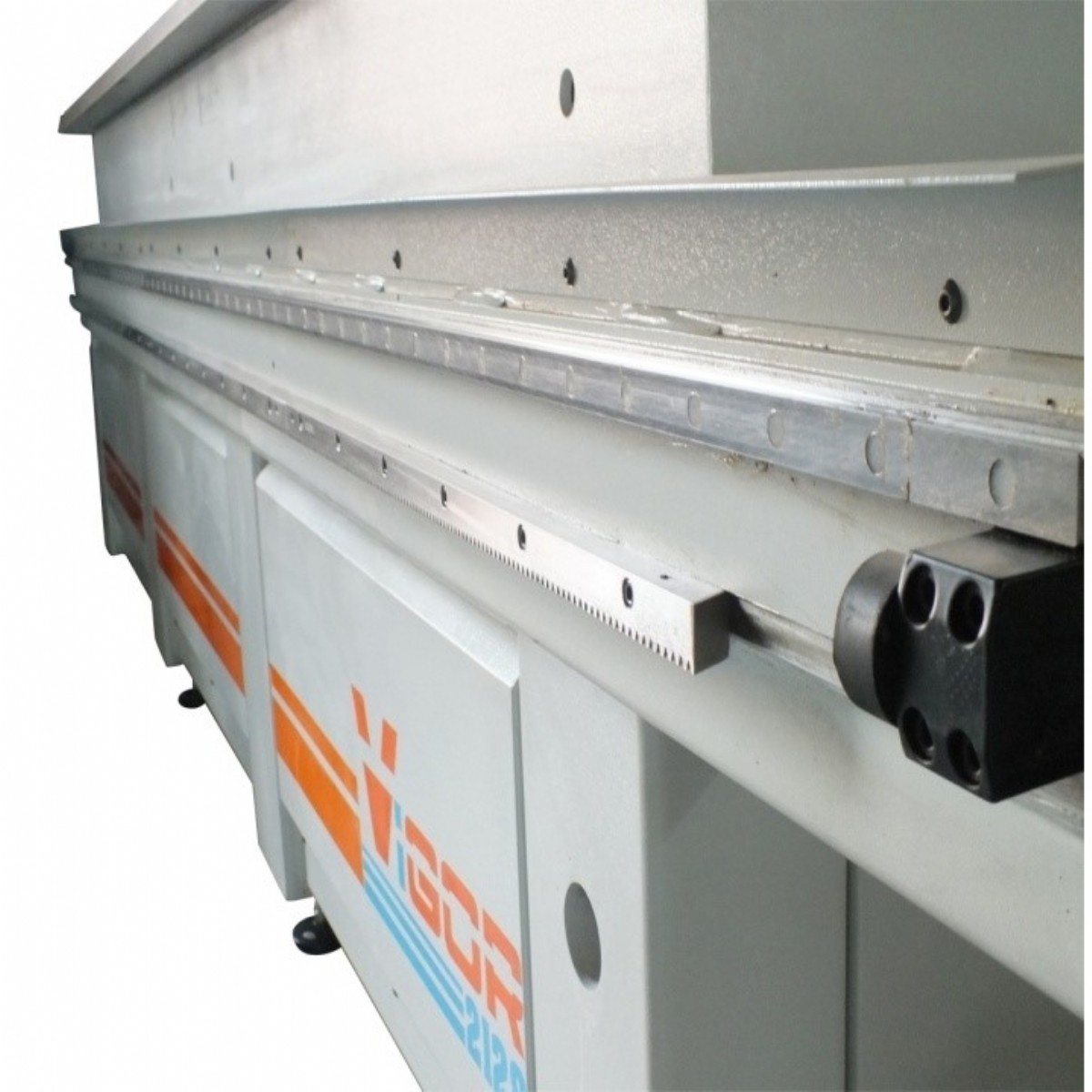 VİGOR 2128 DÜZ TABLA CNC - POYRAZ - YERLİ MAKİNA - ÇETİNMAK MAKİNE